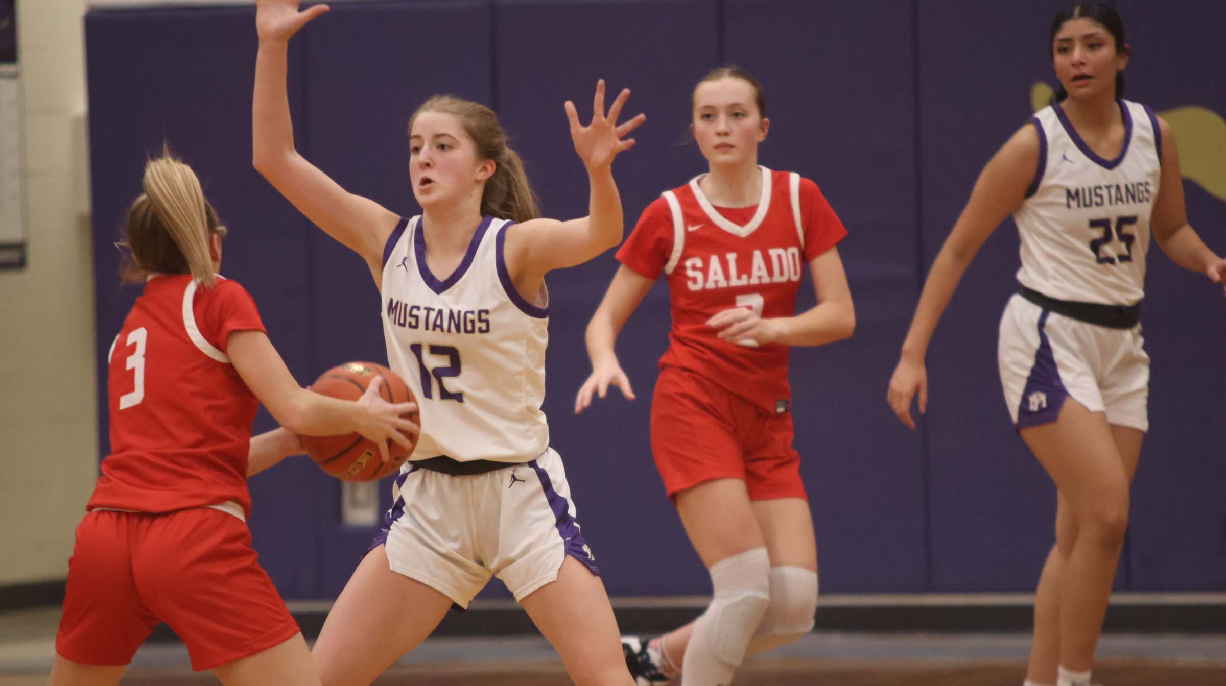 Marble Falls girls basketball loses to Salado - Texas Chalk Talk